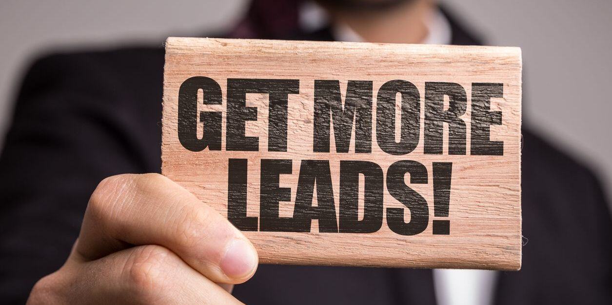 Top Gift Ideas for Insurance Brokers to Impress Clients & Stand Out